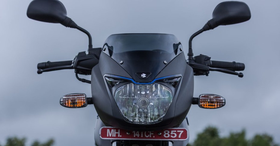 Bajaj Pulsar 125 On road Price, Mileage, Weight, Specifications