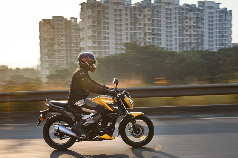 TVS Raider Price, Mileage, Weight, Specifications