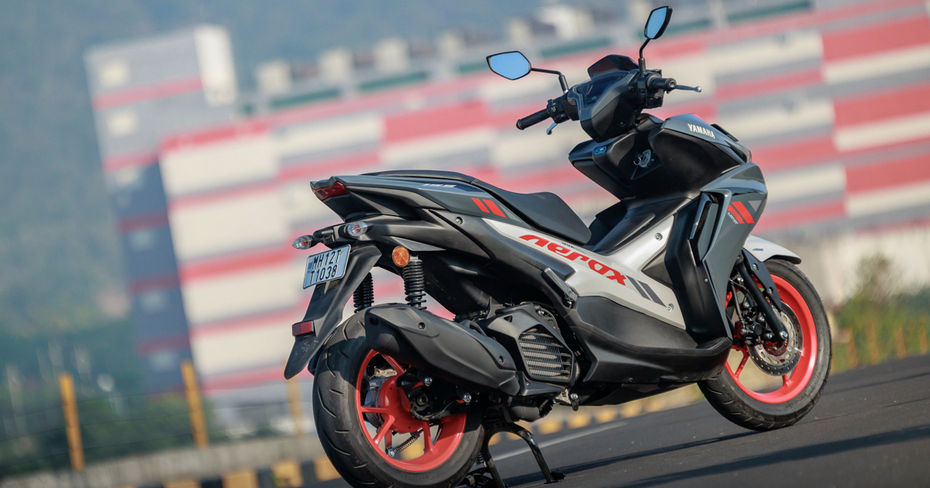 Yamaha Aerox 155 Price 2026 - Mileage, Colours, Images | BikeDekho