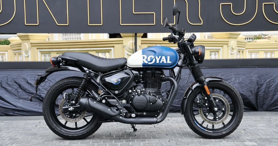 Royal Enfield Hunter 350 vs Royal Enfield Bullet 350: Price, Dimensions ...