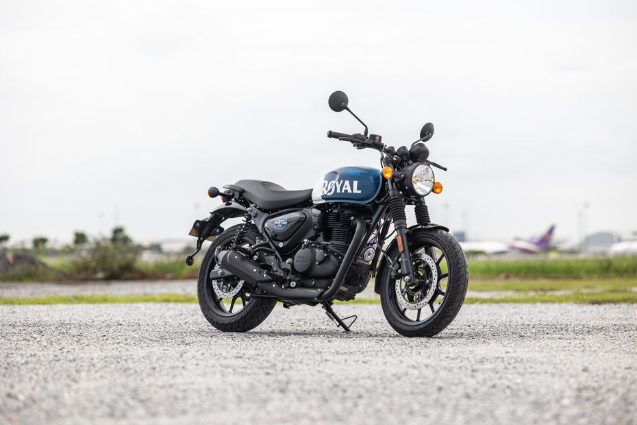 Royal Enfield Hunter 350 vs Royal Enfield Bullet 350: Price, Dimensions ...