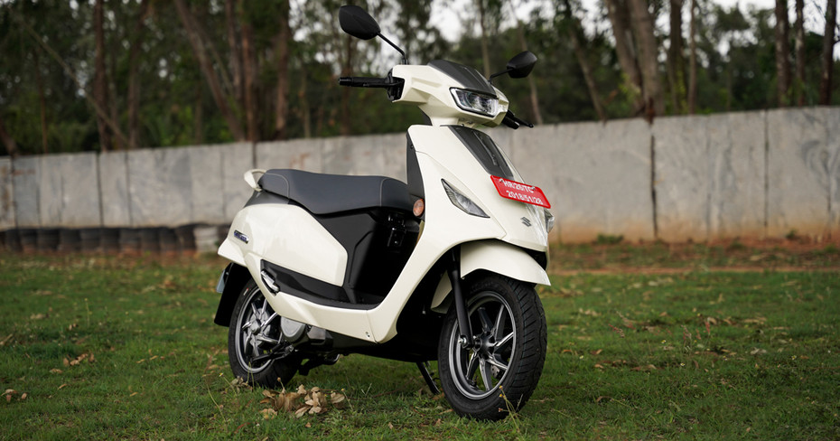 Suzuki e Access | Price, Colours, Photos