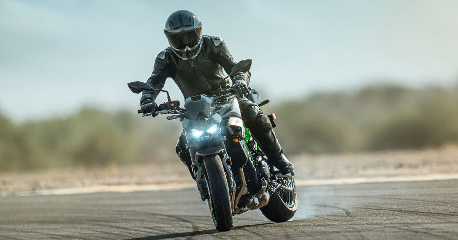 Kawasaki Z900 (2020-2025) Price - Images, Colours, Specs & Reviews