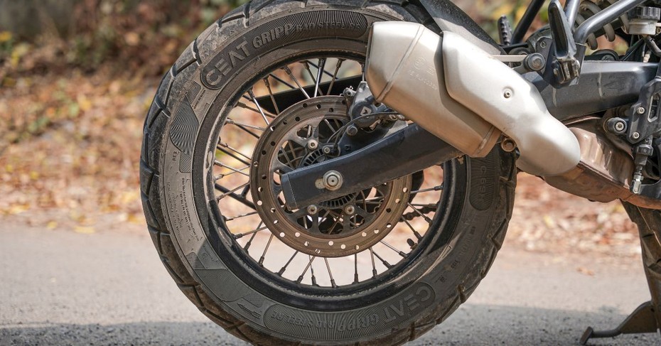 Royal Enfield Himalayan 450 Tubeless Spoke Wheels Price Hiked, Now Cost ...