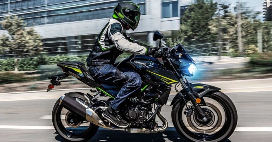 Kawasaki Z400 Price, Range, Colors, Specs
