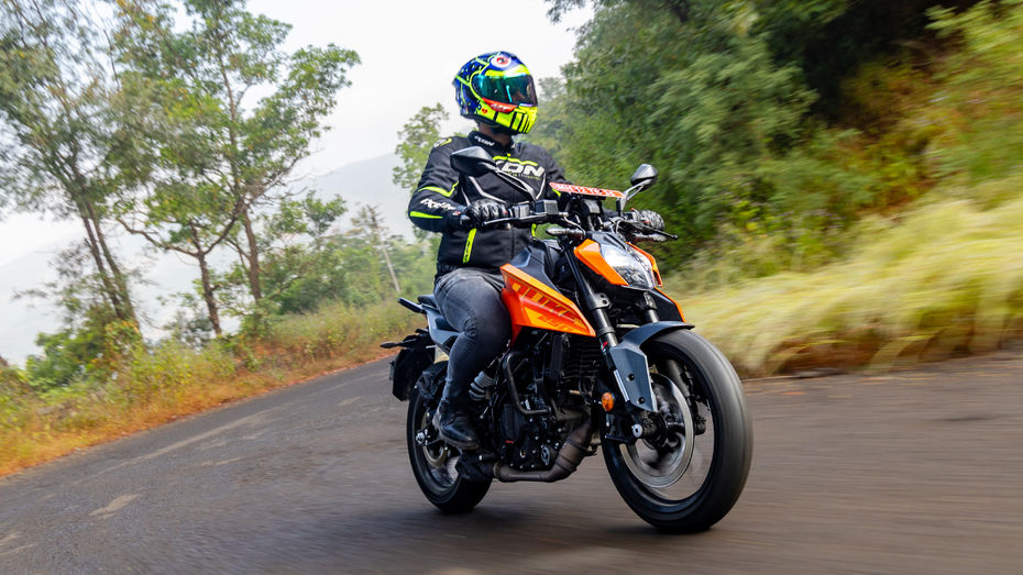 KTM Duke Bike Family Explained: 160 Duke, 200 Duke, 250 Duke, Duke 390 ...