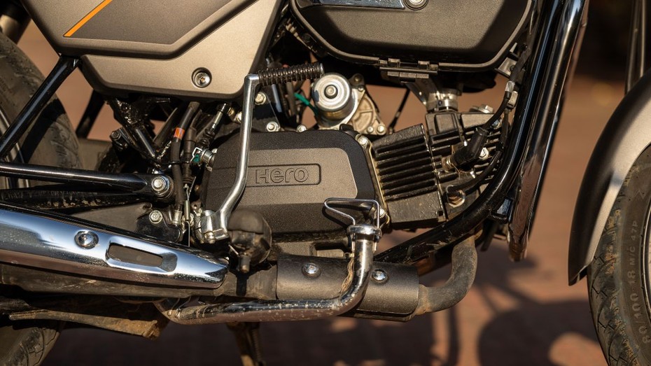 Explained: 2-Stroke vs 4-Stroke Motorcycle Engines - The Complete ...