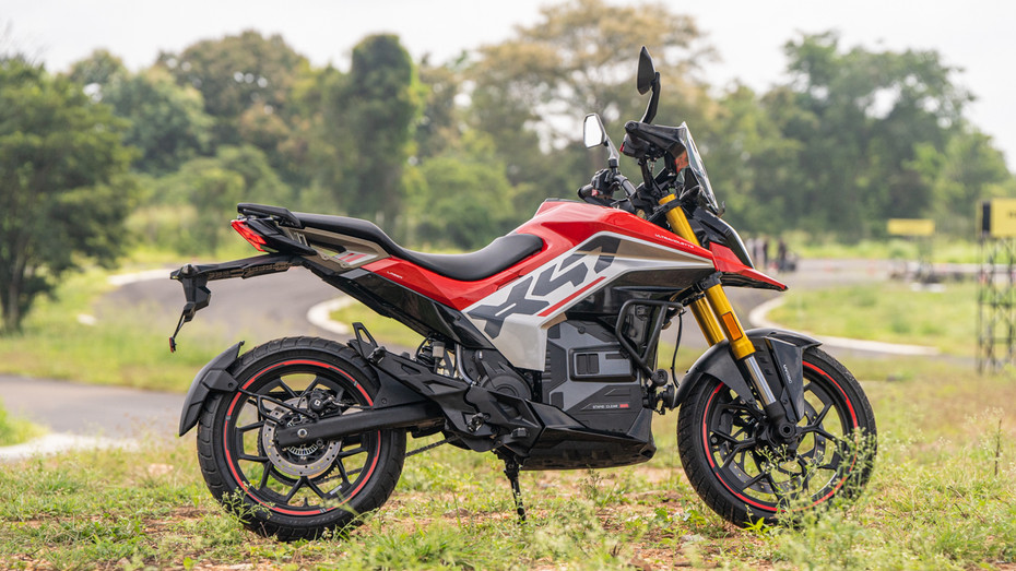 Ultraviolette X47 Crossover Price - Range, Charging Time, Speed, Images ...