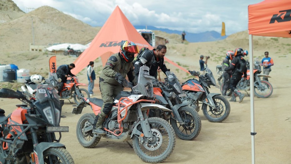 KTM Pro-XP: Anil’s first Ladakh tour made him a ‘semi-pro’ from a ...