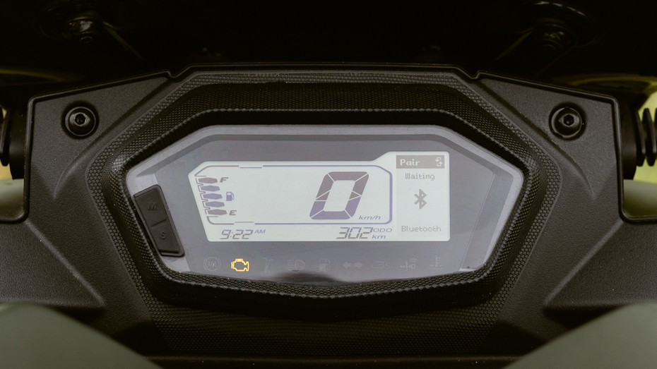 Hero Xoom 160 Price, Mileage, Specifications, Weight