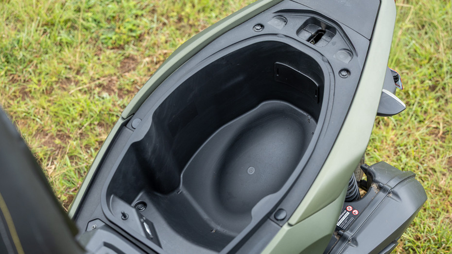 Hero Xoom 160 Price, Mileage, Specifications, Weight