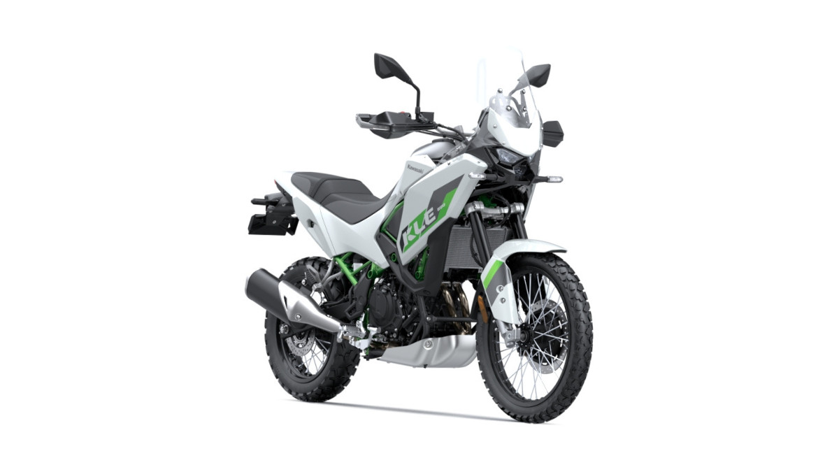 Kawasaki KLE 500 vs Royal Enfield Himalayan 450: Image Comparison ...