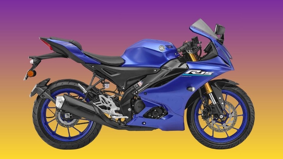 Yamaha R15 V4 vs Yamaha MT-15 DLX Top Variants: Differences Explained ...