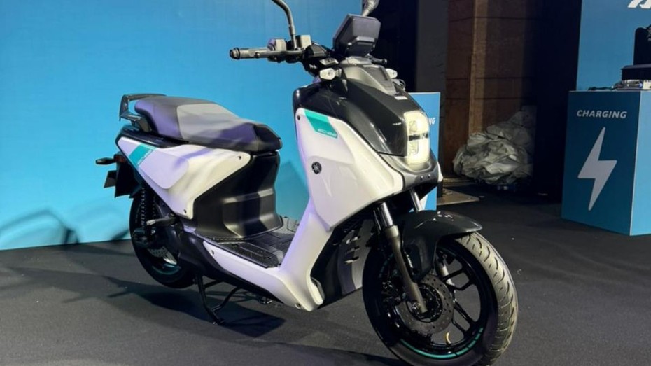 Yamaha EC-06 | Price, Colours, Photos