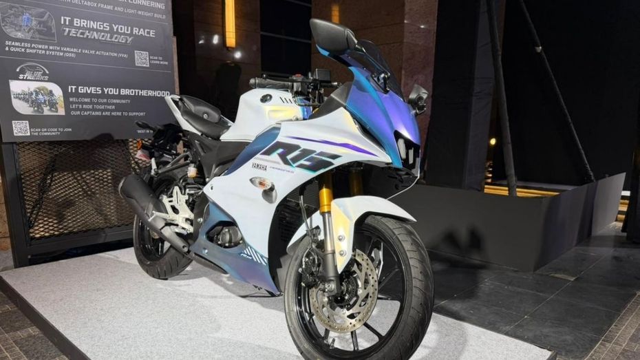 Yamaha R15 S, R15 V4, R15 M Sportsbike Ex-Showroom Prices Reduced ...
