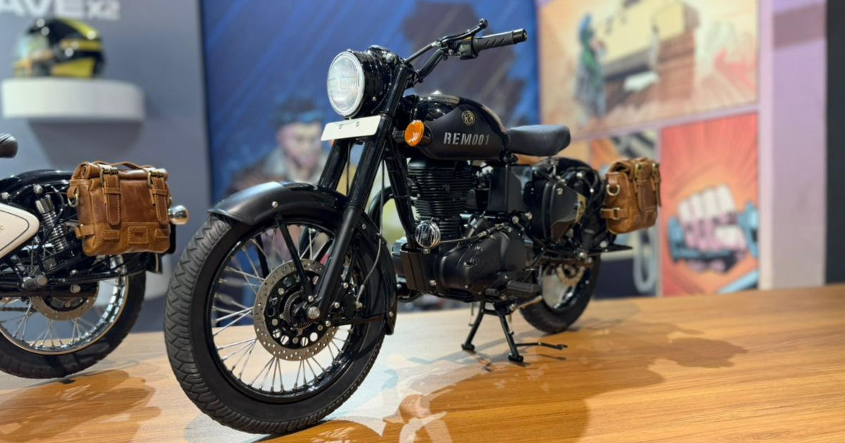 Royal Enfield Classic 500 Scale Model: 2 New Colours Launched At ...