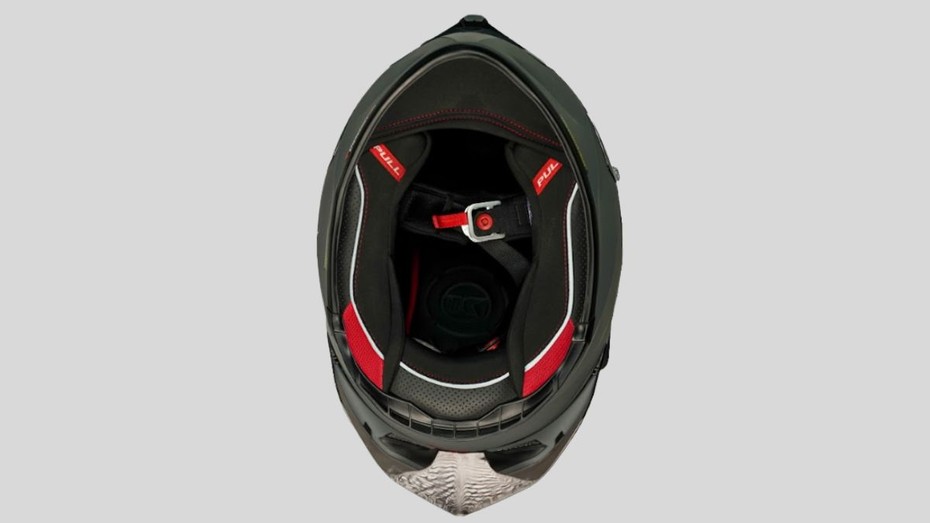 How to Clean Your Helmet Visor: Explained | BikeDekho