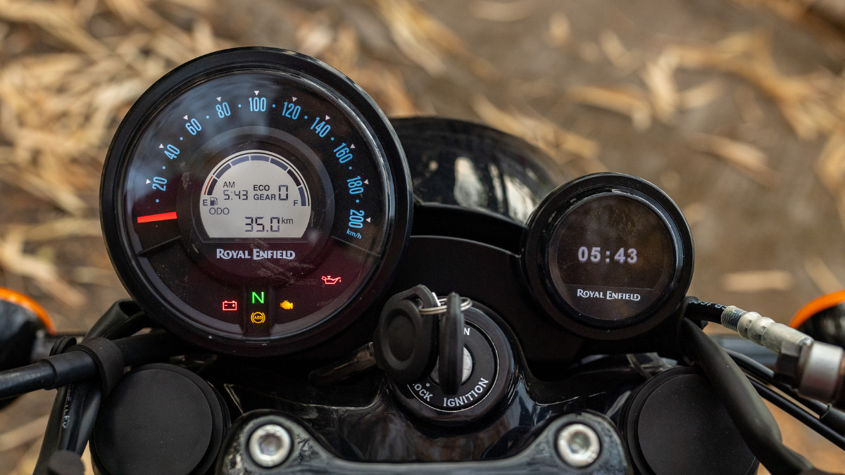 Royal Enfield Guerrilla 450 vs Shotgun 650: Top 5 Differences Explained ...