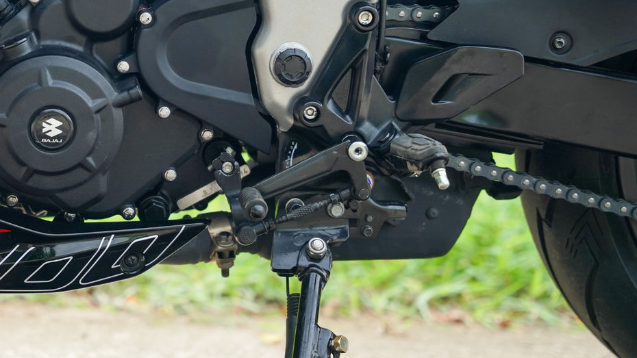 What Is a Motorcycle Quickshifter? How It Works, Types & Benefits ...