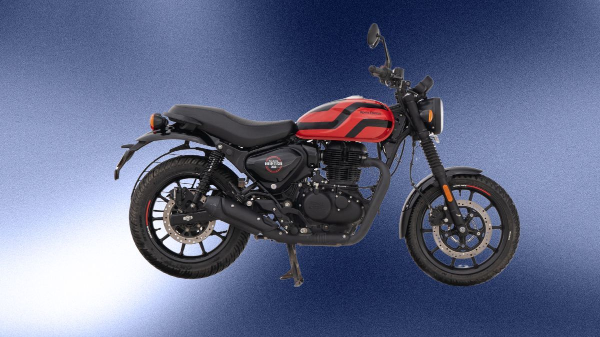 2026 Royal Enfield Hunter 350 vs Triumph Speed T4: Compared In Details ...
