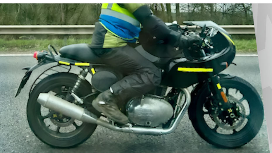 Royal Enfield Continental GT 750 Faired Version Spied Overseas | BikeDekho