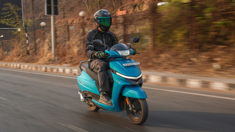 TVS Jupiter 110 Image Gallery: Design, Colours, Features, Specification ...