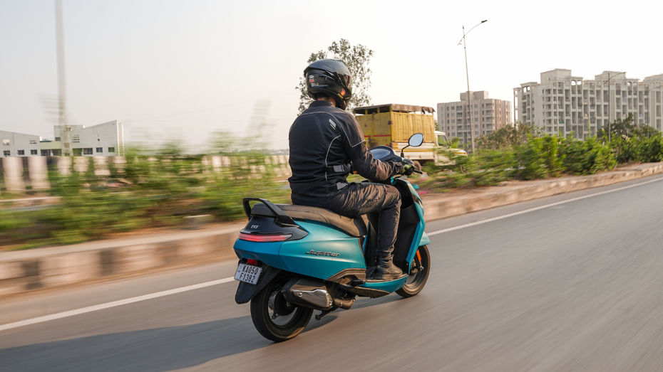 TVS Jupiter 110 Image Gallery: Design, Colours, Features, Specification ...
