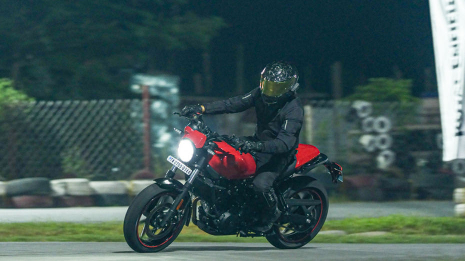 2026 Royal Enfield Guerrilla 450: All Features Explained In Detail ...