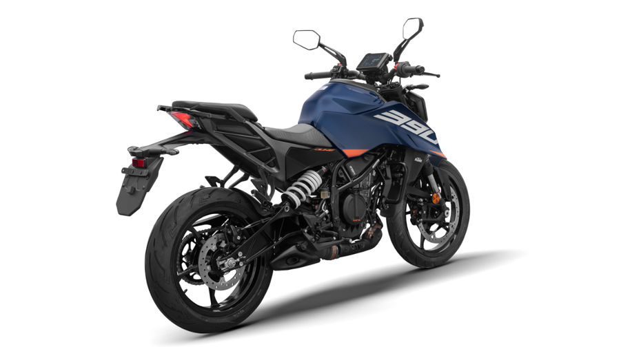 BREAKING: 2026 KTM 390 Duke And 390 Adventure Launched In India: Gets A ...