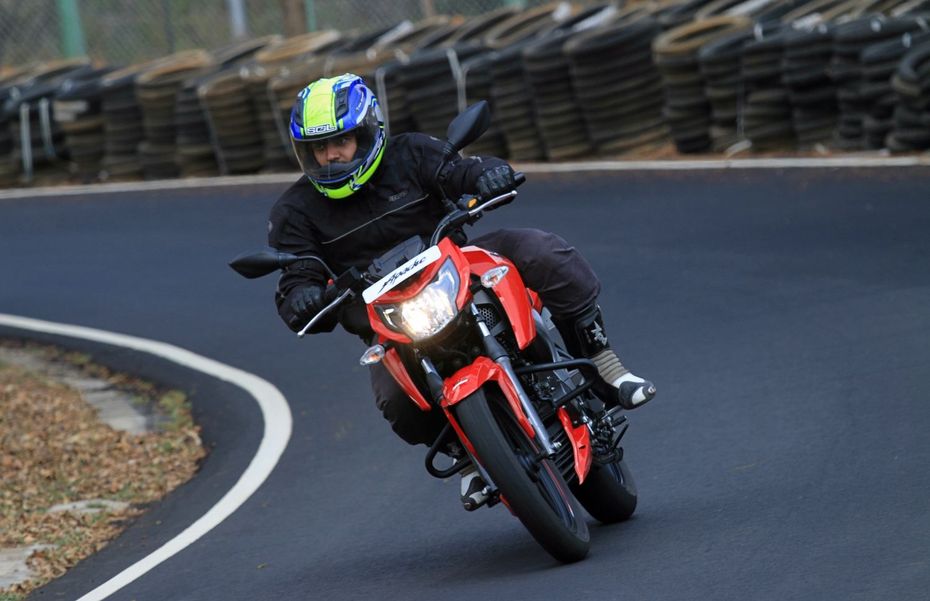 TVS Apache RTR 160 4V: Pros, Cons, Should You Buy One? | BikeDekho